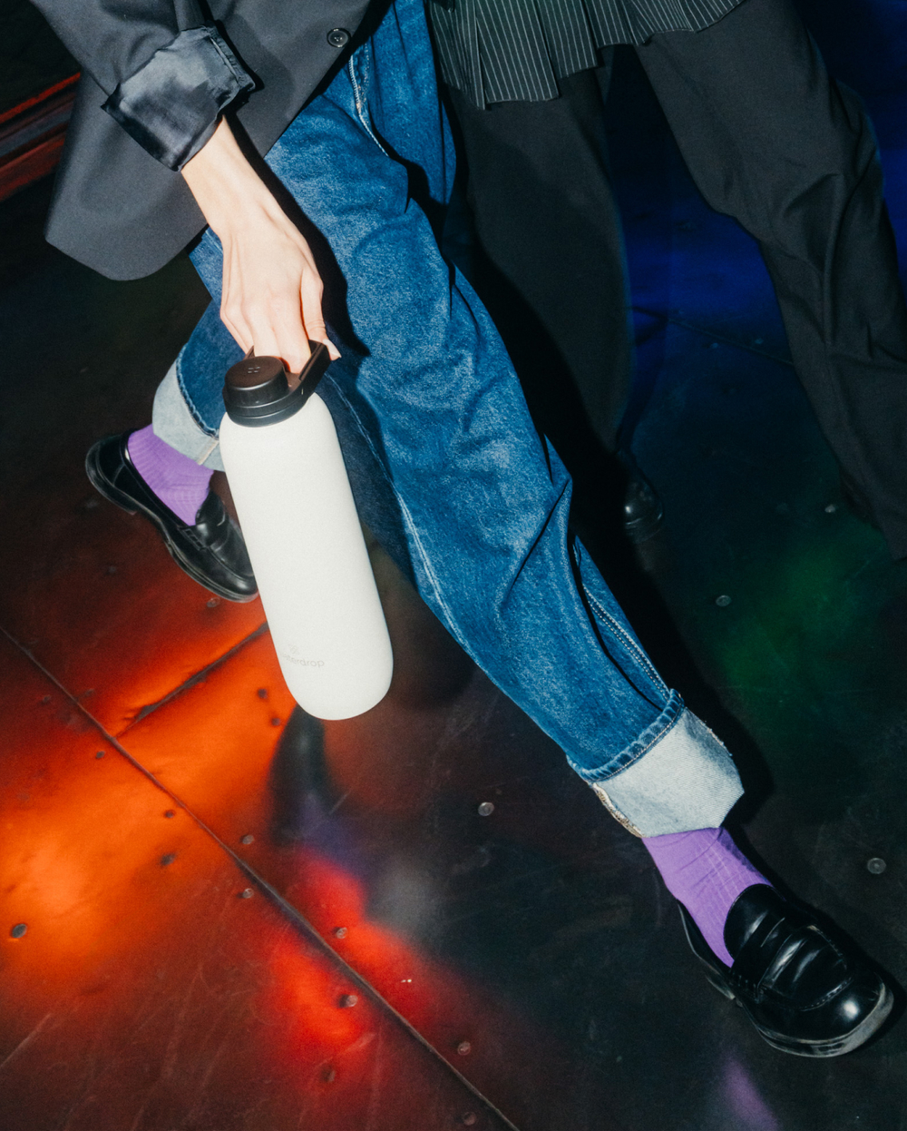 Swing Lid with Attached Cap | waterdrop®